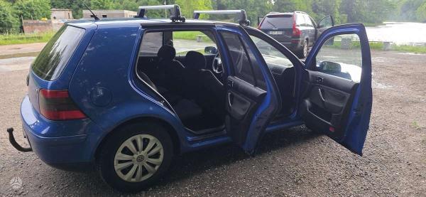 Zils Volkswagen Golf 1998 Jonava, ar dzinēja tilpumu 1.90 L un nobraukumu 421 tūkst. km par 950 €, foto 2 vietnē AUTOMOTO.COM.LV