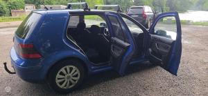 Zils Volkswagen Golf 1998 Jonava, ar dzinēja tilpumu 1.90 L un nobraukumu 421 tūkst. km par 950 €, foto 3 vietnē AUTOMOTO.COM.LV