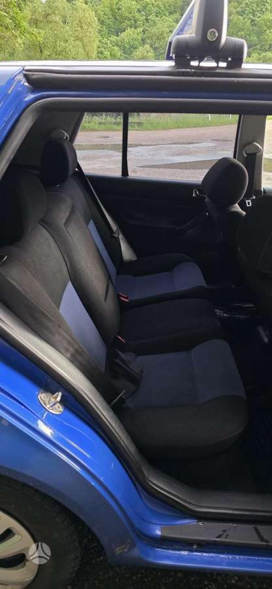 Zils Volkswagen Golf 1998 Jonava, ar dzinēja tilpumu 1.90 L un nobraukumu 421 tūkst. km par 950 €, foto 4 vietnē AUTOMOTO.COM.LV
