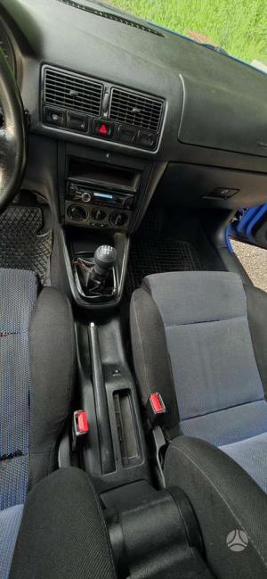 Zils Volkswagen Golf 1998 Jonava, ar dzinēja tilpumu 1.90 L un nobraukumu 421 tūkst. km par 950 €, foto 11 vietnē AUTOMOTO.COM.LV