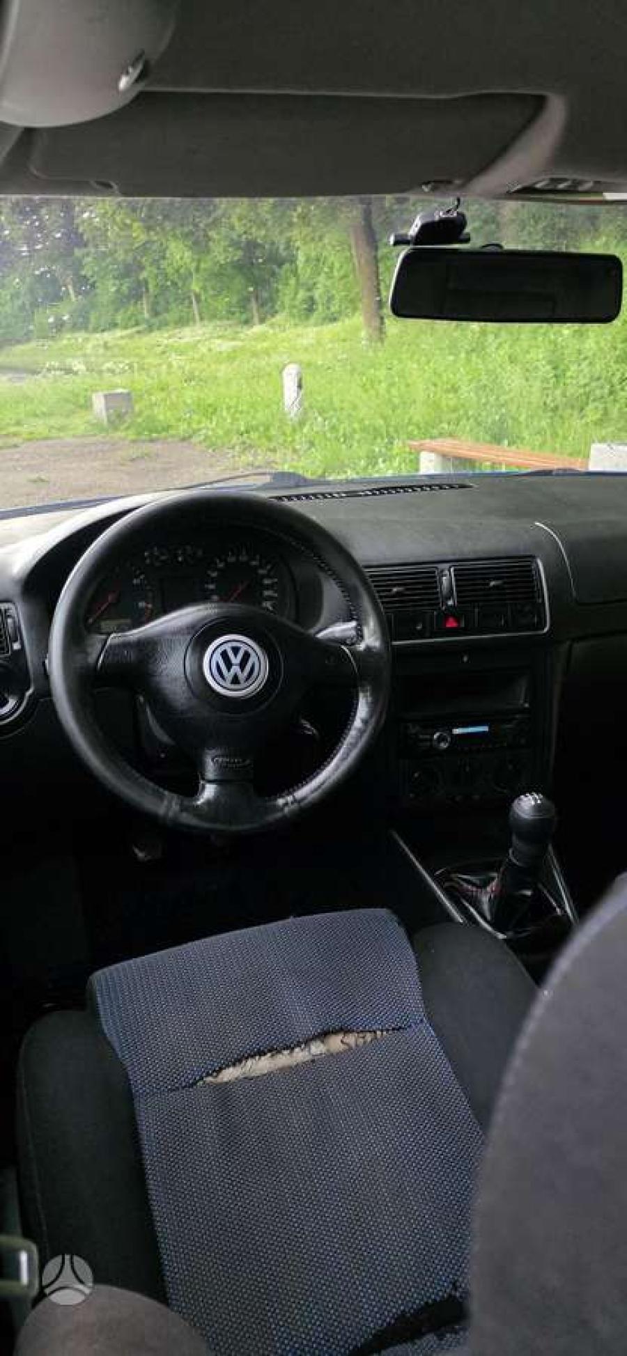 Zils Volkswagen Golf 1998 Jonava, ar dzinēja tilpumu 1.90 L un nobraukumu 421 tūkst. km par 950 €, foto 12 vietnē AUTOMOTO.COM.LV