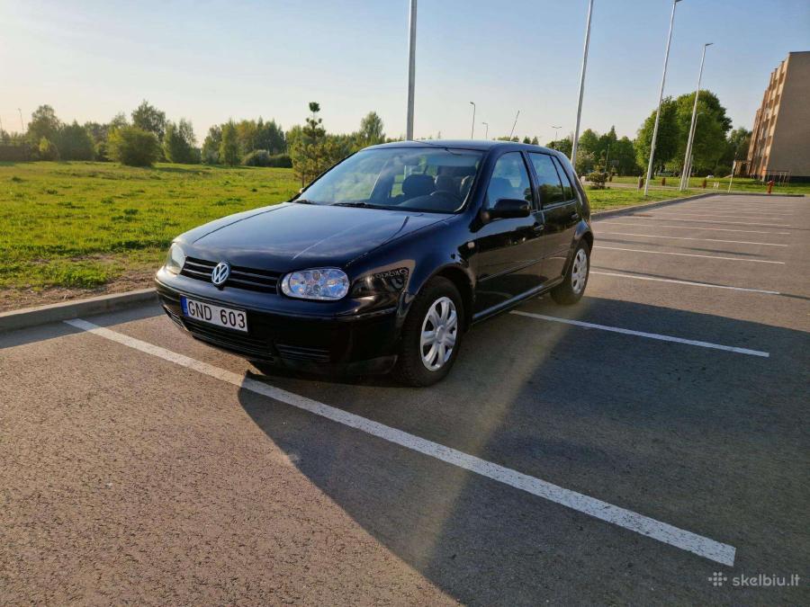 Blue Volkswagen Golf 1998 in Rokiskis, with an engine capacity of 1.60 L and mileage of 188 thousand km for 1300 €, photo 1 on AUTOMOTO.COM.LV
