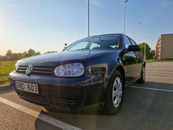 Blue Volkswagen Golf 1998 in Rokiskis, with an engine capacity of 1.60 L and mileage of 188 thousand km for 1300 €, photo 2 on AUTOMOTO.COM.LV