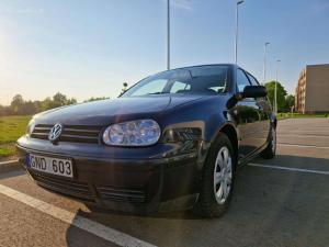 Blue Volkswagen Golf 1998 in Rokiskis, with an engine capacity of 1.60 L and mileage of 188 thousand km for 1300 €, photo 3 on AUTOMOTO.COM.LV