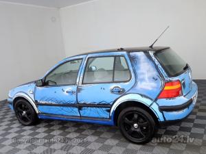 Zils Volkswagen Golf 1998 Tallina, ar dzinēja tilpumu 1.60 L un nobraukumu 314 tūkst. km par 999 €, foto 5 vietnē AUTOMOTO.COM.LV