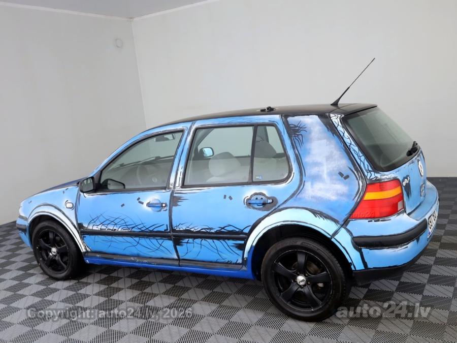 Zils Volkswagen Golf 1998 Tallina, ar dzinēja tilpumu 1.60 L un nobraukumu 314 tūkst. km par 999 €, foto 5 vietnē AUTOMOTO.COM.LV