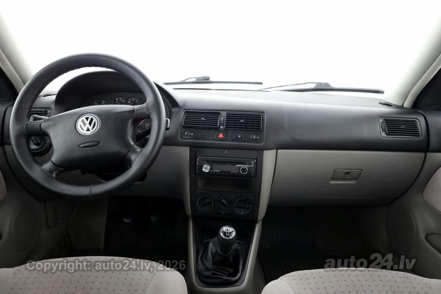 Zils Volkswagen Golf 1998 Tallina, ar dzinēja tilpumu 1.60 L un nobraukumu 314 tūkst. km par 999 €, foto 6 vietnē AUTOMOTO.COM.LV