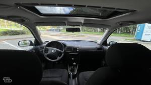 Zils Volkswagen Golf 1998 Šauļi, ar dzinēja tilpumu 1.40 L un nobraukumu 290 tūkst. km par 1000 €, foto 3 vietnē AUTOMOTO.COM.LV