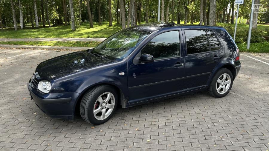 Zils Volkswagen Golf 1998 Šauļi, ar dzinēja tilpumu 1.40 L un nobraukumu 290 tūkst. km par 1000 €, foto 7 vietnē AUTOMOTO.COM.LV