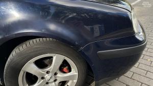 Zils Volkswagen Golf 1998 Šauļi, ar dzinēja tilpumu 1.40 L un nobraukumu 290 tūkst. km par 1000 €, foto 12 vietnē AUTOMOTO.COM.LV