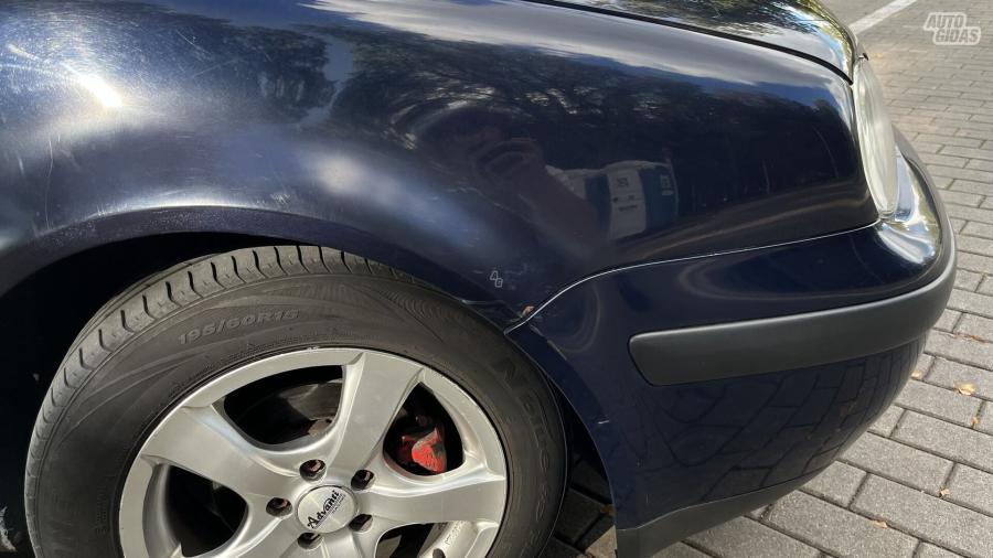 Zils Volkswagen Golf 1998 Šauļi, ar dzinēja tilpumu 1.40 L un nobraukumu 290 tūkst. km par 1000 €, foto 12 vietnē AUTOMOTO.COM.LV