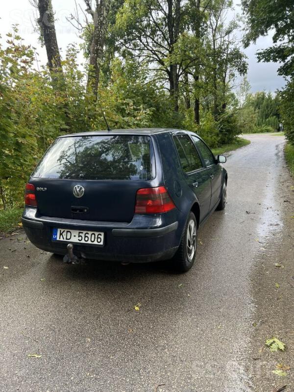 Zils Volkswagen Golf 1998 Rēzekne, ar dzinēja tilpumu 1.90 L un nobraukumu 320 tūkst. km par 1150 €, foto 4 vietnē AUTOMOTO.COM.LV