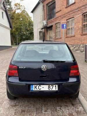 Zils Volkswagen Golf 1998 Kuldīga, ar dzinēja tilpumu 1.40 L un nobraukumu 165 tūkst. km par 1100 €, foto 5 vietnē AUTOMOTO.COM.LV