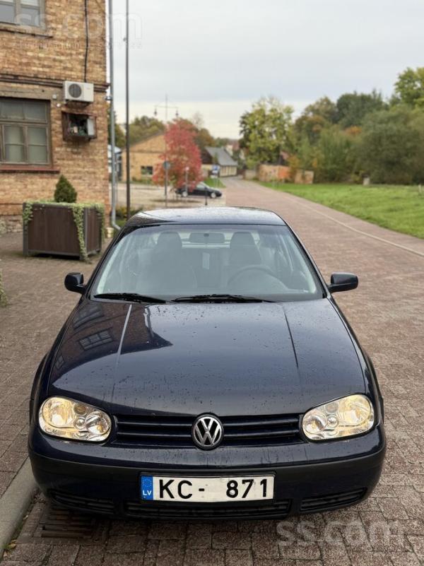 Фольксваген Гольф 1998 в Кулдига на AUTOMOTO.COM.LV Синий Фольксваген Гольф 1998 в Кулдига, объемом двигателя 1.40 л и пробегом 165 тыс. км за 1100 €, фото 6 на AUTOMOTO.COM.LV