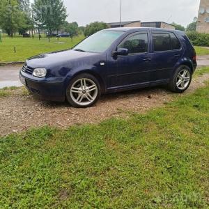 Zils Volkswagen Golf 1999 Daugavpils, ar dzinēja tilpumu 1.90 L un nobraukumu 380 tūkst. km par 1950 €, foto 2 vietnē AUTOMOTO.COM.LV