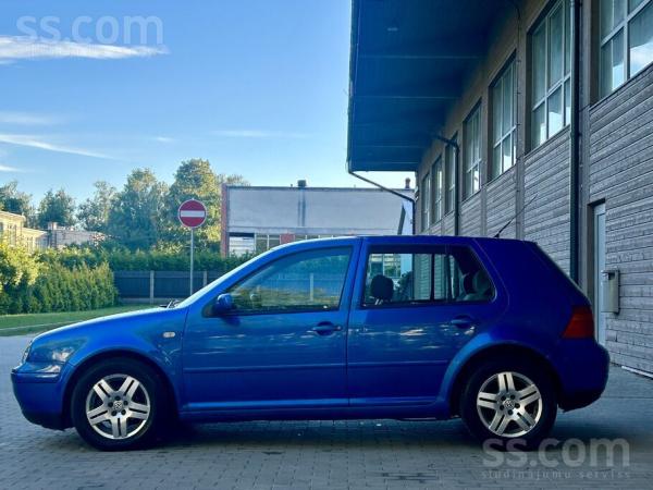 Zils Volkswagen Golf 1999 Jelgava, ar dzinēja tilpumu 1.40 L un nobraukumu 0 tūkst. km par 1650 €, foto 5 vietnē AUTOMOTO.COM.LV