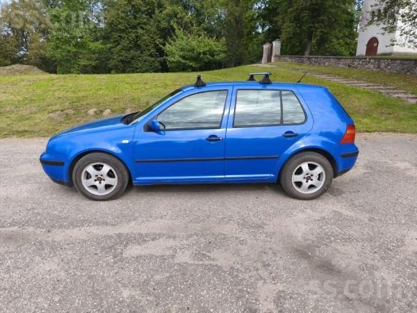Zils Volkswagen Golf 1999 Saldus, ar dzinēja tilpumu 1.60 L un nobraukumu 0 tūkst. km par 1200 €, foto 3 vietnē AUTOMOTO.COM.LV