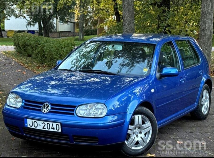 Blue Volkswagen Golf 1999 in Riga, with an engine capacity of 1.40 L and mileage of 306 thousand km for 1550 €, photo 2 on AUTOMOTO.COM.LV