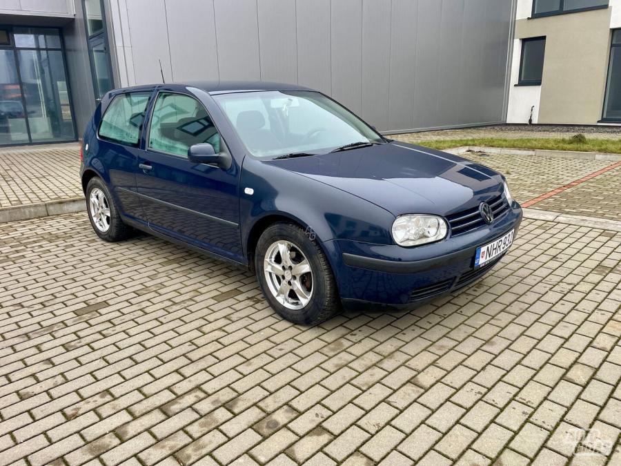 Blue Volkswagen Golf 1999 in Vilnius, with an engine capacity of 1.90 L and mileage of 343 thousand km for 1250 €, photo 3 on AUTOMOTO.COM.LV