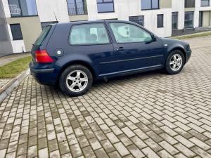 Blue Volkswagen Golf 1999 in Vilnius, with an engine capacity of 1.90 L and mileage of 343 thousand km for 1250 €, photo 7 on AUTOMOTO.COM.LV