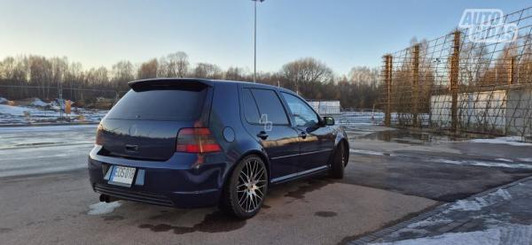 Zils Volkswagen Golf 1999 Šauļi, ar dzinēja tilpumu 1.80 L un nobraukumu 300 tūkst. km par 1500 €, foto 4 vietnē AUTOMOTO.COM.LV