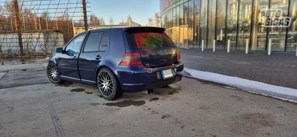 Zils Volkswagen Golf 1999 Šauļi, ar dzinēja tilpumu 1.80 L un nobraukumu 300 tūkst. km par 1500 €, foto 5 vietnē AUTOMOTO.COM.LV