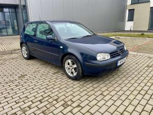 Blue Volkswagen Golf 1999 in Vilnius, with an engine capacity of 1.90 L and mileage of 343 thousand km for 1300 €, photo 3 on AUTOMOTO.COM.LV