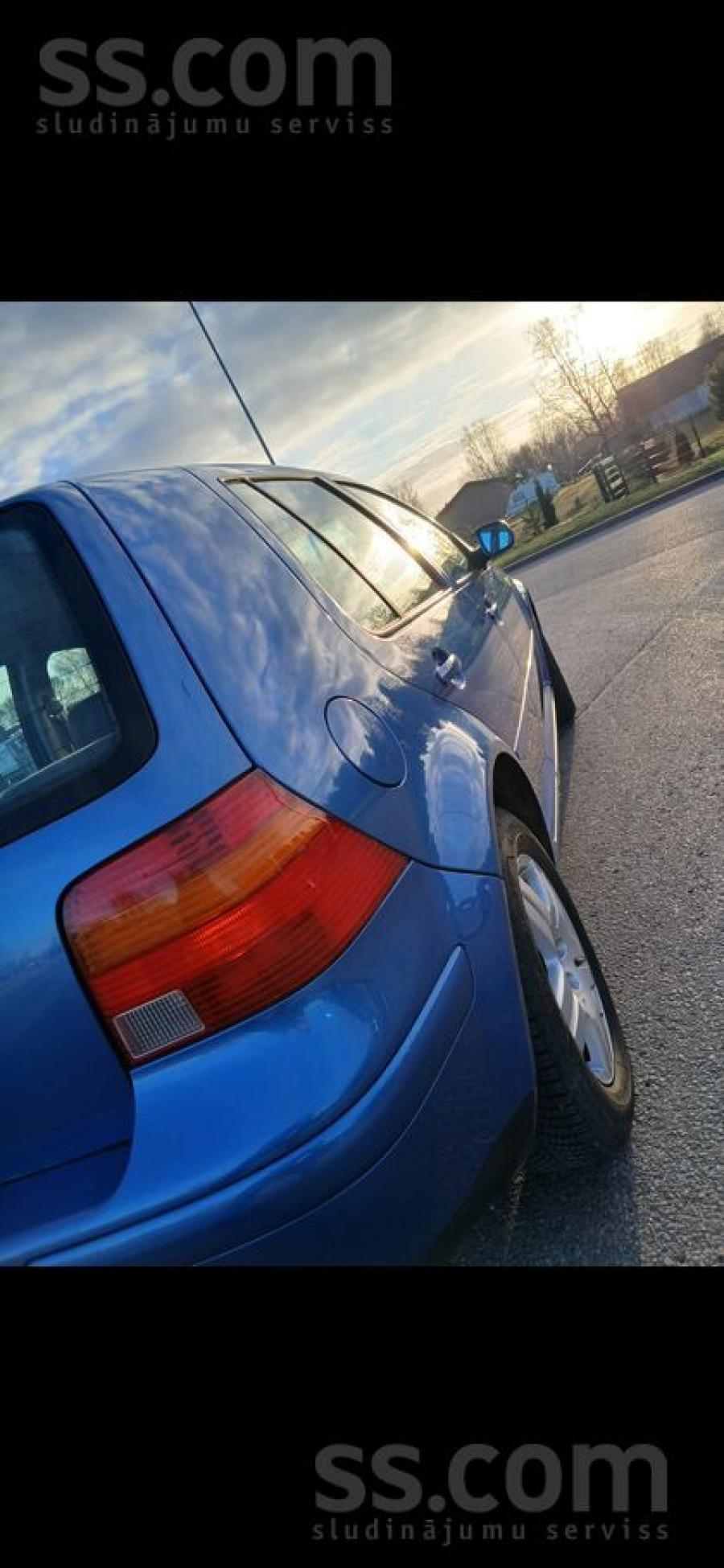 Blue Volkswagen Golf 1999 in Riga, with an engine capacity of 1.40 L and mileage of 307 thousand km for 1500 €, photo 5 on AUTOMOTO.COM.LV