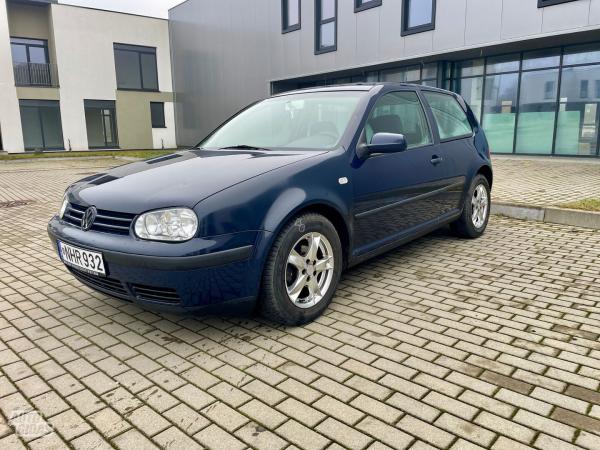 Blue Volkswagen Golf 1999 in Vilnius, with an engine capacity of 1.90 L and mileage of 343 thousand km for 1300 €, photo 3 on AUTOMOTO.COM.LV
