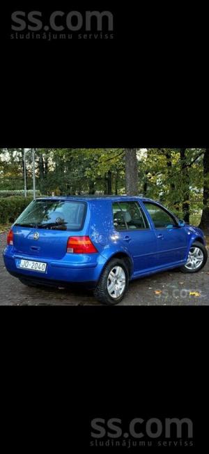 Blue Volkswagen Golf 1999 in Riga, with an engine capacity of 1.40 L and mileage of 307 thousand km for 1350 €, photo 6 on AUTOMOTO.COM.LV