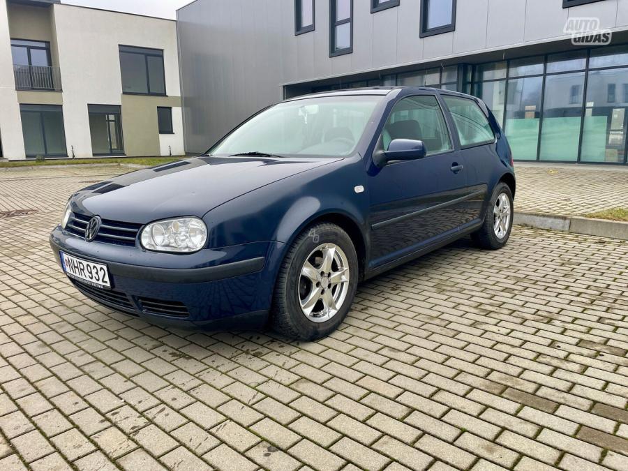 Blue Volkswagen Golf 1999 in Vilnius, with an engine capacity of 1.90 L and mileage of 343 thousand km for 1300 €, photo 5 on AUTOMOTO.COM.LV