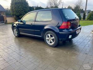 Zils Volkswagen Golf 1999 Viļņa, ar dzinēja tilpumu 1.90 L un nobraukumu 343 tūkst. km par 1300 €, foto 3 vietnē AUTOMOTO.COM.LV