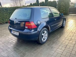 Zils Volkswagen Golf 1999 Viļņa, ar dzinēja tilpumu 1.90 L un nobraukumu 343 tūkst. km par 1300 €, foto 4 vietnē AUTOMOTO.COM.LV