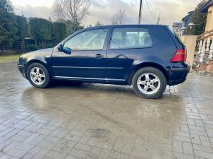 Zils Volkswagen Golf 1999 Viļņa, ar dzinēja tilpumu 1.90 L un nobraukumu 343 tūkst. km par 1300 €, foto 7 vietnē AUTOMOTO.COM.LV