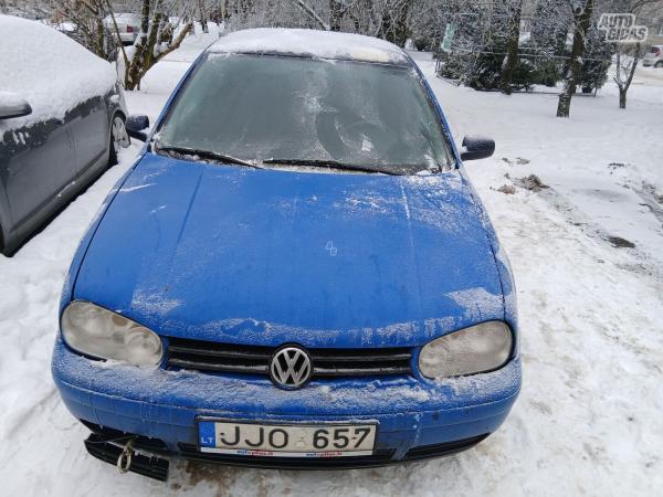 Blue Volkswagen Golf 1999 in Kaunas, with an engine capacity of 1.90 L and mileage of 360 thousand km for 400 €, photo 5 on AUTOMOTO.COM.LV