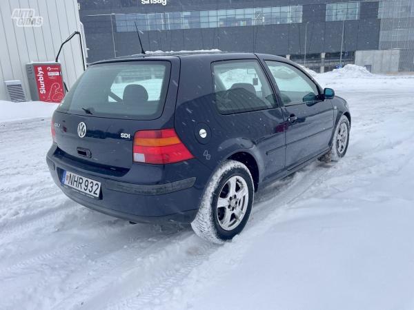 Zils Volkswagen Golf 1999 Viļņa, ar dzinēja tilpumu 1.90 L un nobraukumu 343 tūkst. km par 1300 €, foto 3 vietnē AUTOMOTO.COM.LV