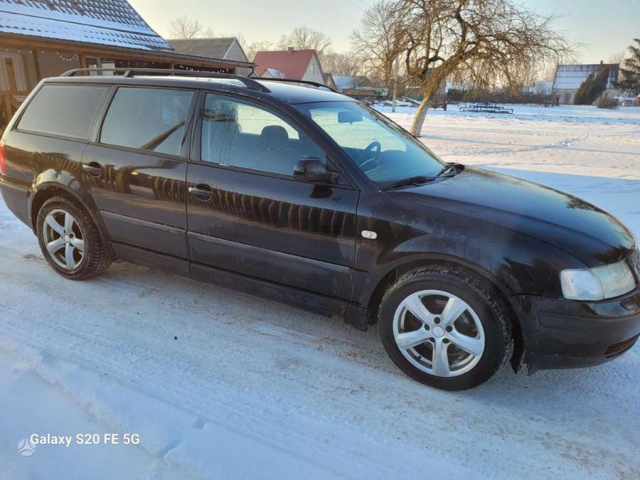 Blue Volkswagen Golf 1999 in Vilkaviskis, with an engine capacity of 1.90 L and mileage of 338 thousand km for 590 €, photo 2 on AUTOMOTO.COM.LV