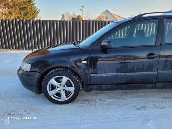 Blue Volkswagen Golf 1999 in Vilkaviskis, with an engine capacity of 1.90 L and mileage of 338 thousand km for 590 €, photo 5 on AUTOMOTO.COM.LV