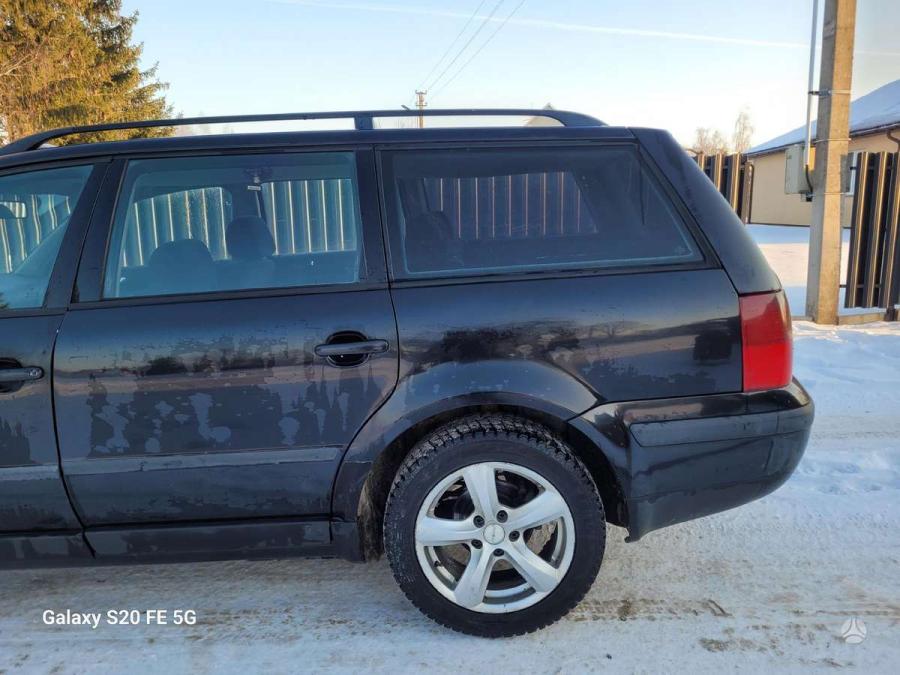 Blue Volkswagen Golf 1999 in Vilkaviskis, with an engine capacity of 1.90 L and mileage of 338 thousand km for 590 €, photo 8 on AUTOMOTO.COM.LV