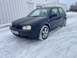 Zils Volkswagen Golf 1999 Viļņa, ar dzinēja tilpumu 1.90 L un nobraukumu 343 tūkst. km par 1300 €, foto  vietnē AUTOMOTO.COM.LV