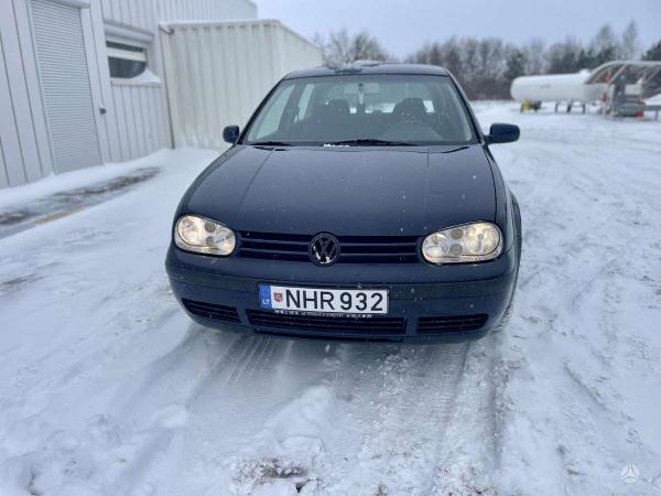 Zils Volkswagen Golf 1999 Viļņa, ar dzinēja tilpumu 1.90 L un nobraukumu 343 tūkst. km par 1300 €, foto 9 vietnē AUTOMOTO.COM.LV