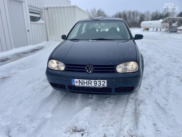 Zils Volkswagen Golf 1999 Viļņa, ar dzinēja tilpumu 1.90 L un nobraukumu 343 tūkst. km par 1300 €, foto 9 vietnē AUTOMOTO.COM.LV