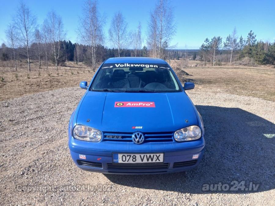 Zils Volkswagen Golf 1999 Tallina, ar dzinēja tilpumu 1.60 L un nobraukumu 247 tūkst. km par 2299 €, foto 5 vietnē AUTOMOTO.COM.LV