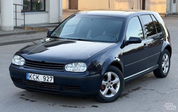 Blue Volkswagen Golf 1999 in Radviliskis, with an engine capacity of 1.60 L and mileage of 331 thousand km for 850 €, photo 2 on AUTOMOTO.COM.LV