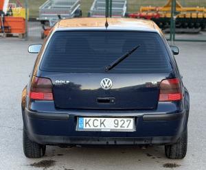 Blue Volkswagen Golf 1999 in Radviliskis, with an engine capacity of 1.60 L and mileage of 331 thousand km for 850 €, photo 14 on AUTOMOTO.COM.LV