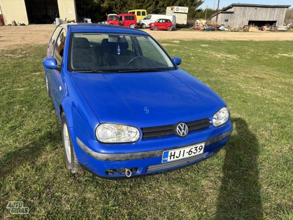Blue Volkswagen Golf 1999 in Raseiniai, with an engine capacity of 1.40 L and mileage of 243 thousand km for 850 €, photo 1 on AUTOMOTO.COM.LV