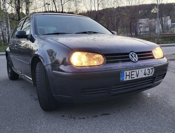 Blue Volkswagen Golf 1999 in Vilnius, with an engine capacity of 1.90 L and mileage of 367 thousand km for 500 €, photo 8 on AUTOMOTO.COM.LV