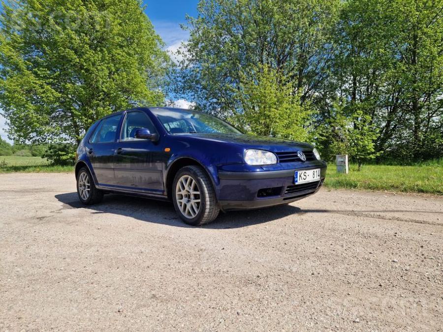 Zils Volkswagen Golf 1999 Talsi, ar dzinēja tilpumu 1.60 L un nobraukumu 309 tūkst. km par 1150 €, foto 5 vietnē AUTOMOTO.COM.LV