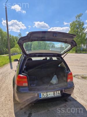 Zils Volkswagen Golf 1999 Talsi, ar dzinēja tilpumu 1.60 L un nobraukumu 309 tūkst. km par 1150 €, foto 7 vietnē AUTOMOTO.COM.LV