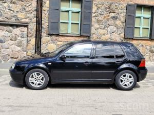 Zils Volkswagen Golf 1999 Rēzekne, ar dzinēja tilpumu 1.90 L un nobraukumu 392 tūkst. km par 1250 €, foto 5 vietnē AUTOMOTO.COM.LV